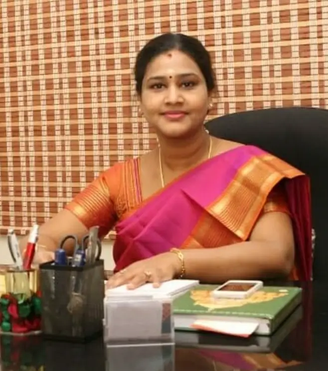 Dr Kavitha Senthil